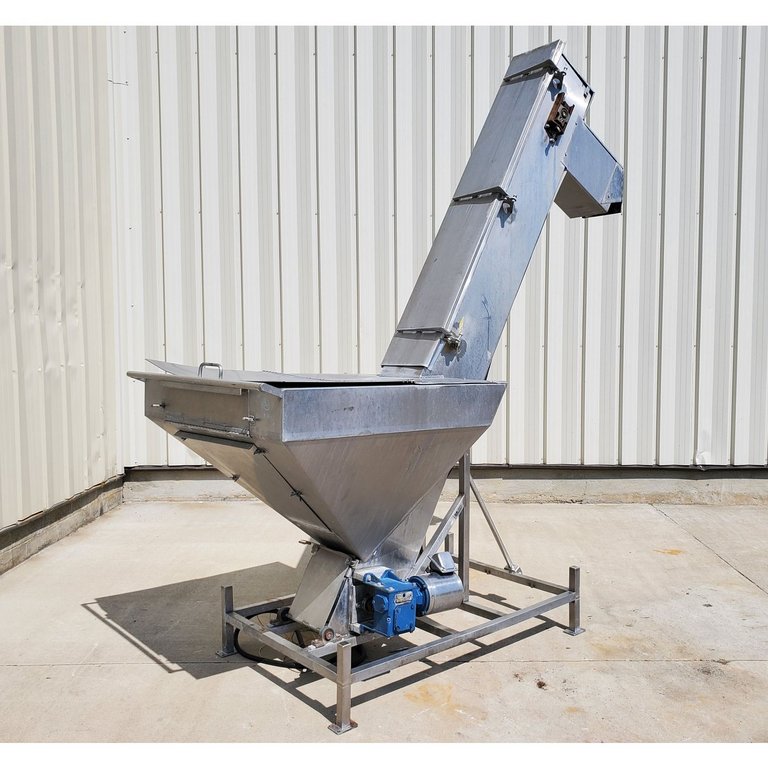 Used Cleated Incline Conveyor with Hopper 10" Wide