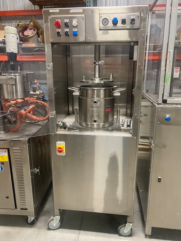 Used Pneumatic High Pressure Ram Extruder