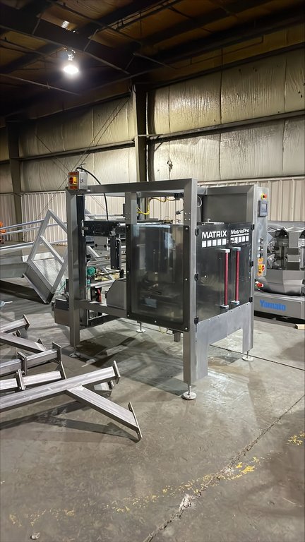 Used Matrix Pro Bagger with Yamato Dataweigh 8 Head CCW, Z-Bucket ...