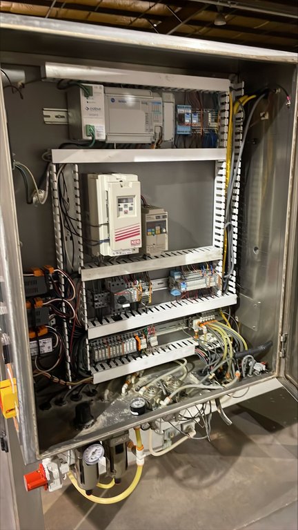 Used Matrix Pro Bagger with Yamato Dataweigh 8 Head CCW, Z-Bucket ...