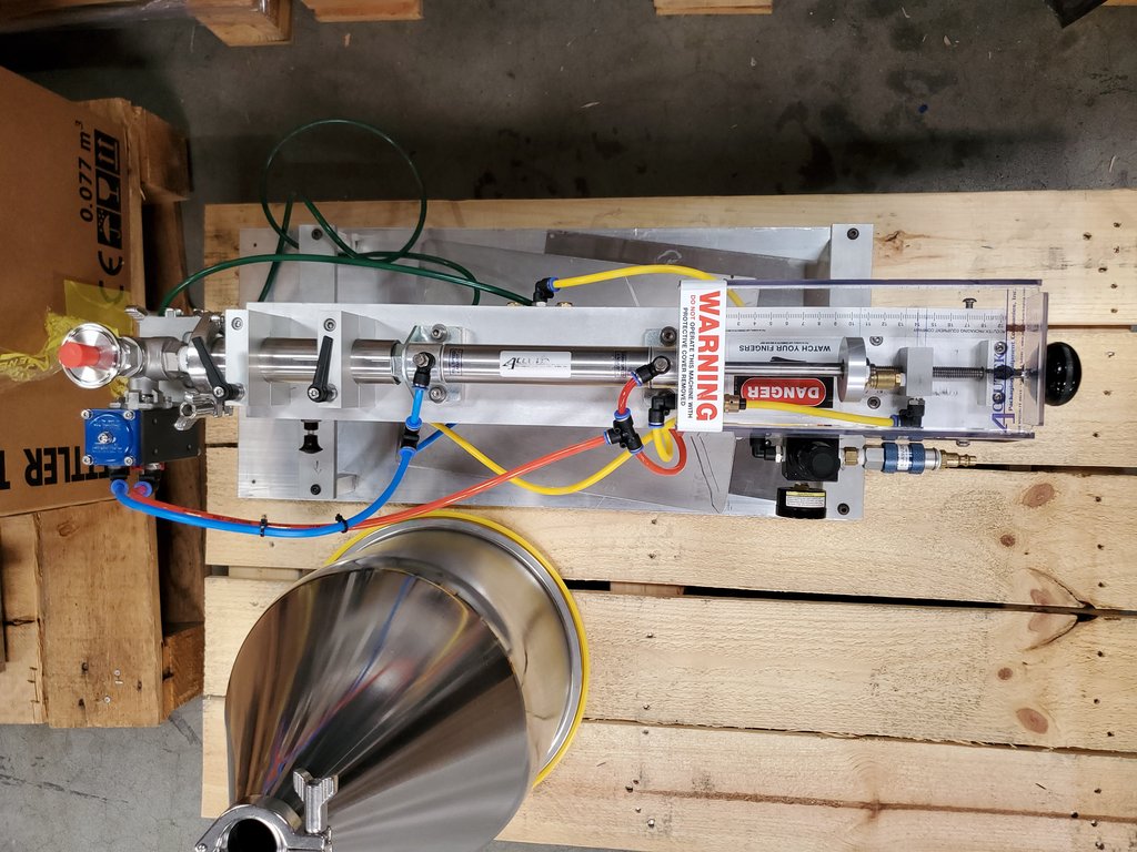 Used Accutek SVF1-2 Semi-Automatic Single Head Piston Filler