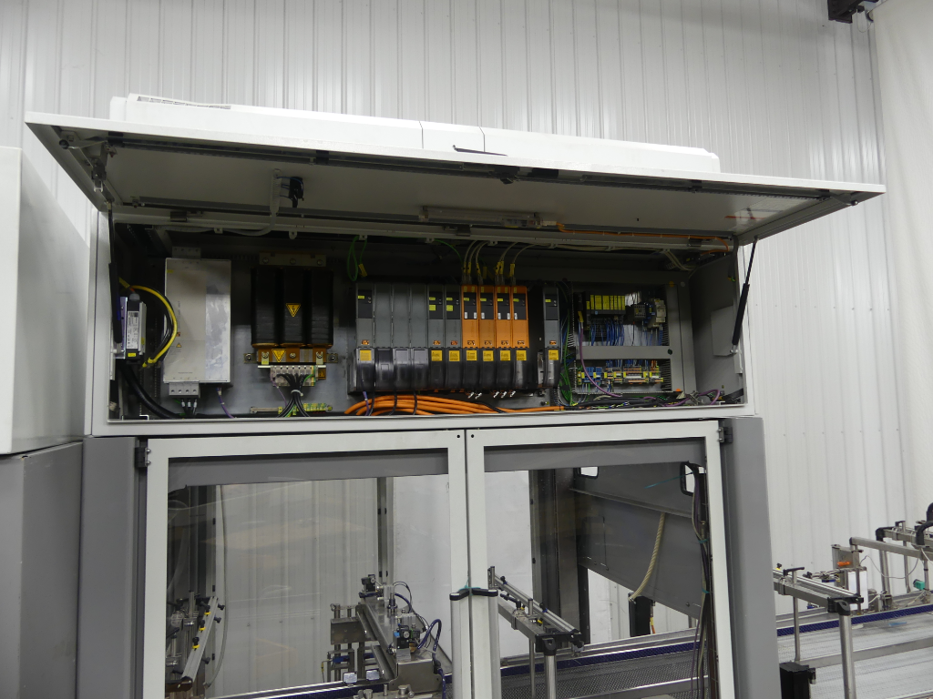 Used Krones Robobox Inline Robotic Grouping System