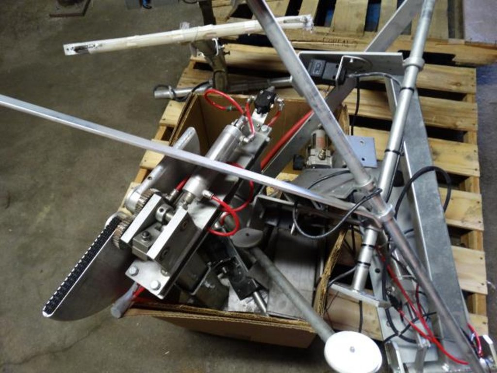 Used ITW Muller Cobra 1500 Rotary Tower Stretch Wrapper