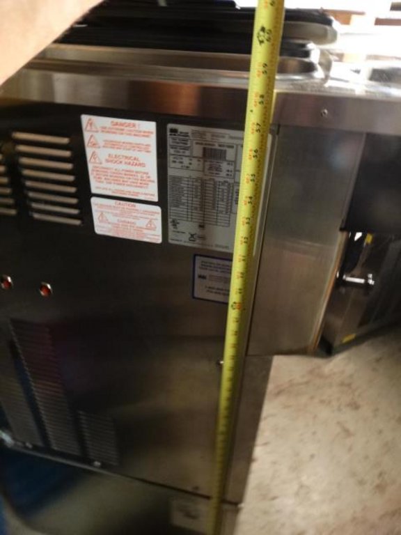 Used C723-27 Taylor Twin Twist Soft Serve Freezer