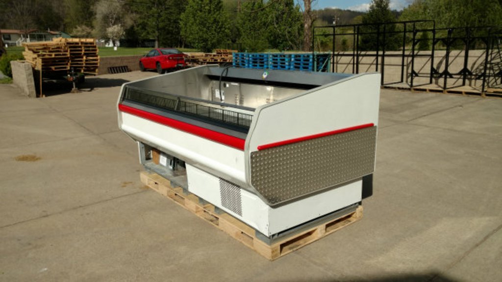 Used QWM1GDC-08UN Kysor Warren QWM Refrigeration Display Case