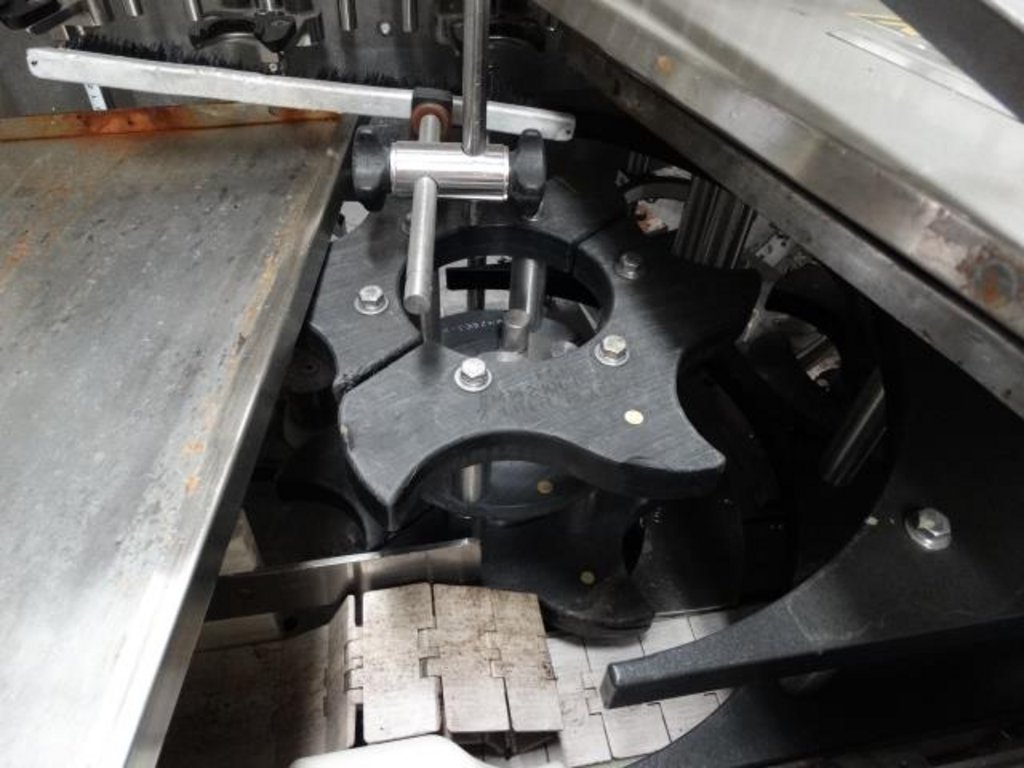 Used Meyer Filler 60 Head Volumetric Filler