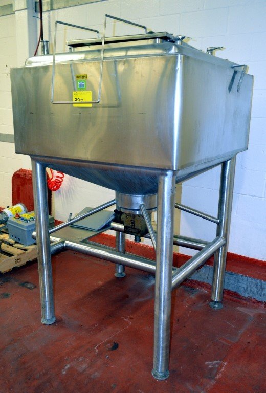 Used APV 150 Gallon SS Jacketed Liquefier Blender