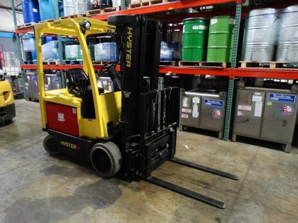 Used Hyster E60XN-33 Electric Forklift 6000 Pounds