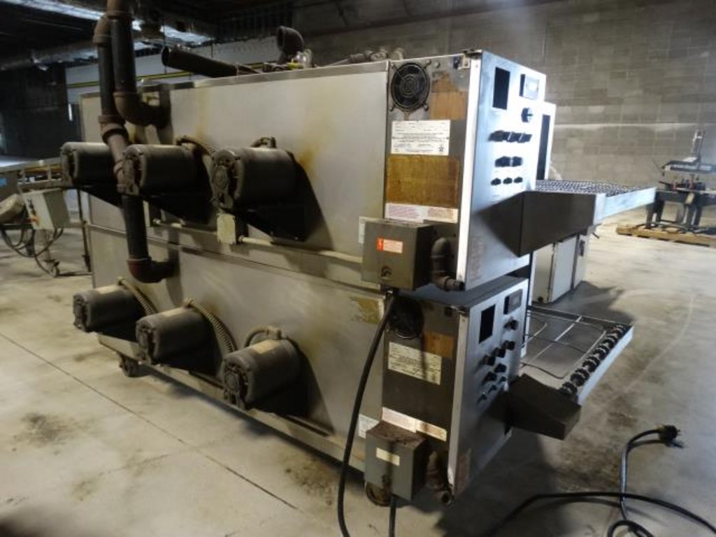 Used Blodgett MG3270 Gas Double Stack Tunnel Oven