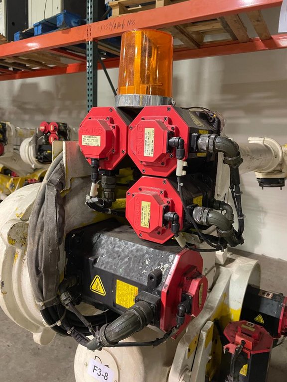 Used Fanuc R-2000i 125L Robotic Arm 6 Axes & Controller