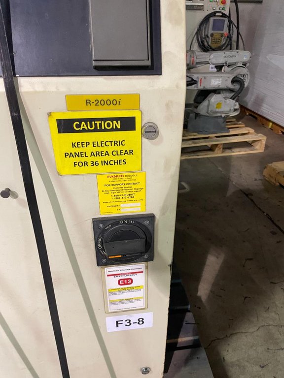 Used Fanuc R-2000i 125L Robotic Arm 6 Axes & Controller