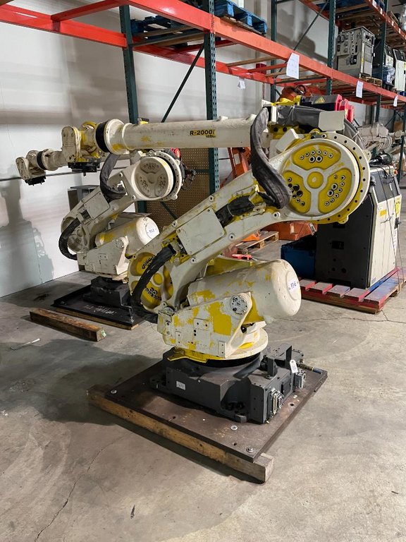 Used Fanuc R-2000i 125L Robotic Arm 6 Axes & Controller