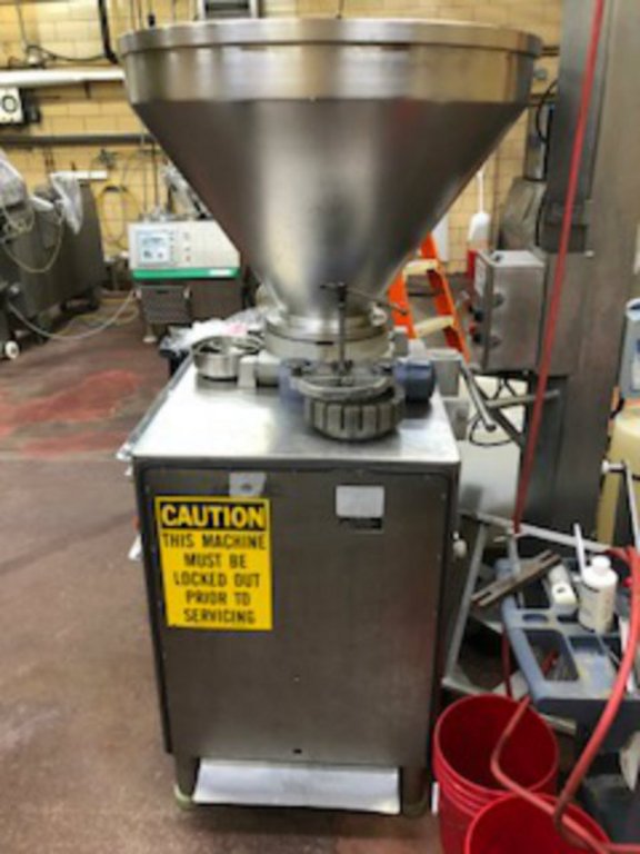 Used Handtmann VF20 Extruder w 18 Vane Rotor Feed