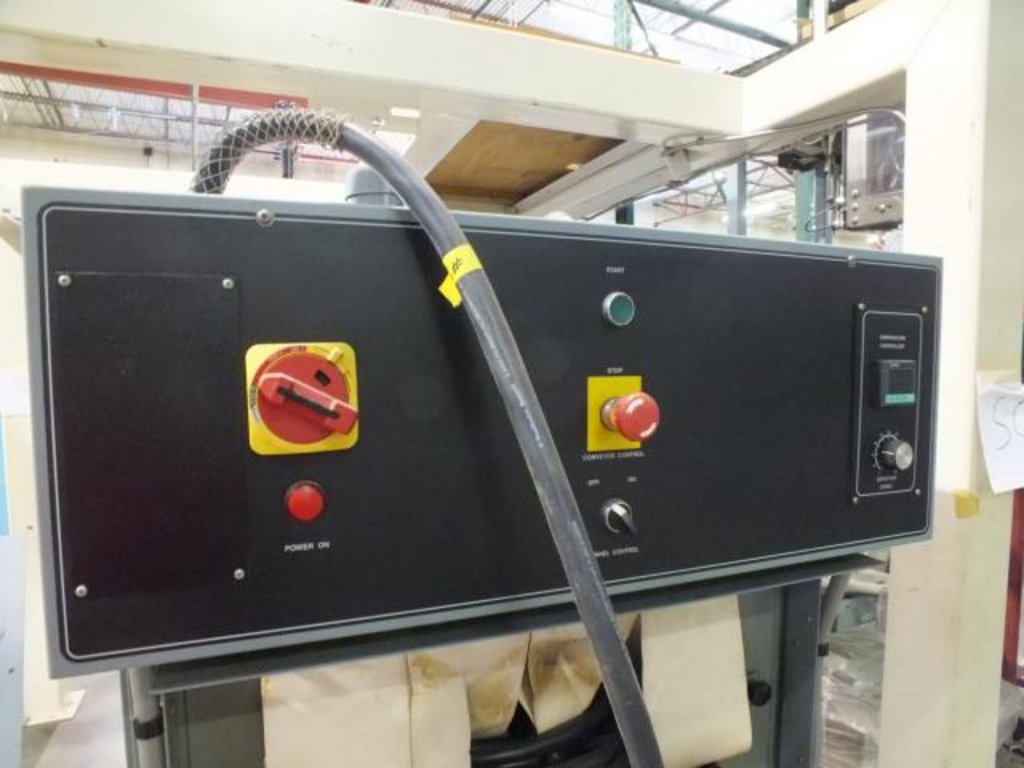 Used Shanklin T71 Heat Shrink Tunnel 20" x 8" Opening