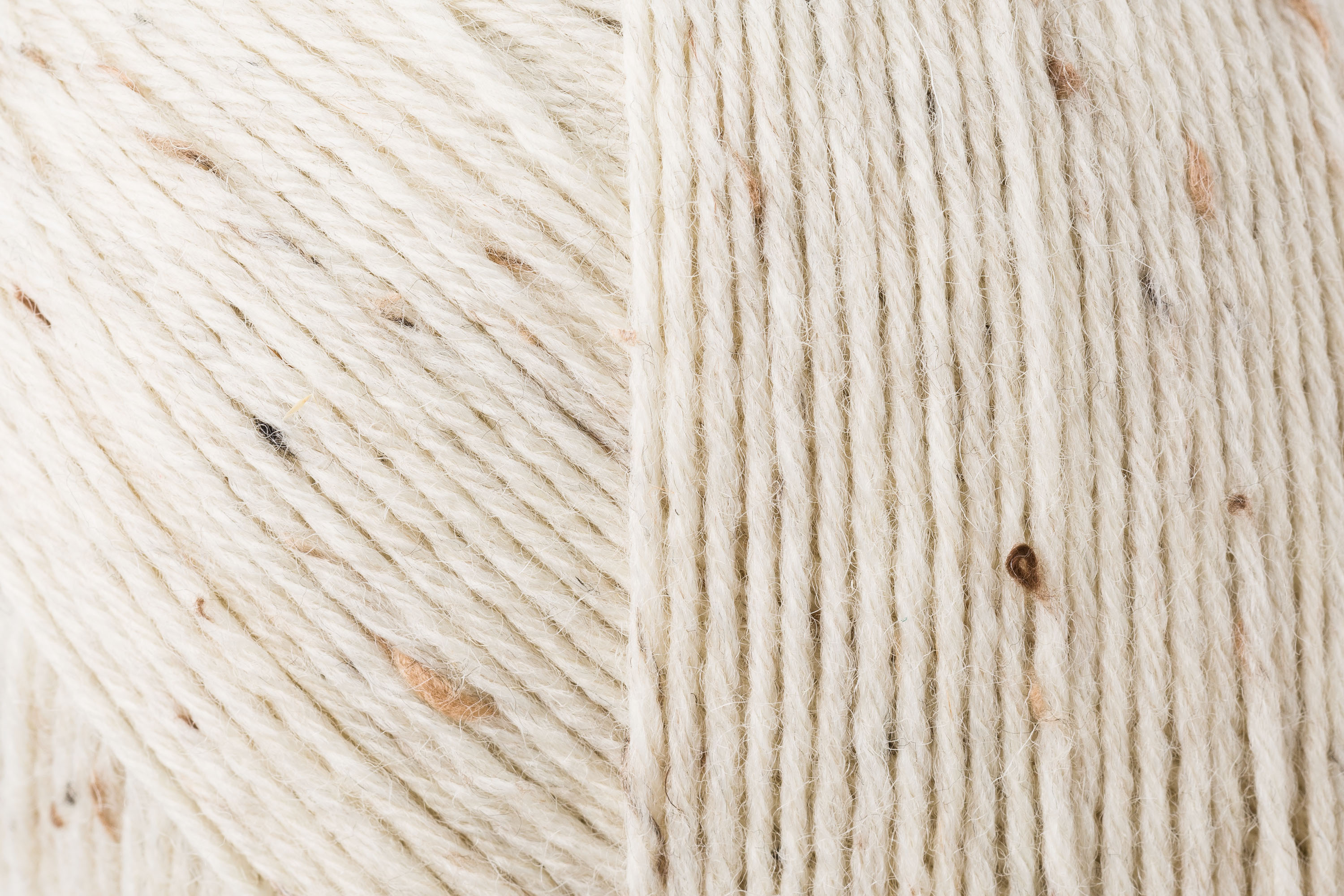 Knitting Yarn: Tweed Classic: 6 Ply: 5 x 150g: Natur - Regia - Groves ...