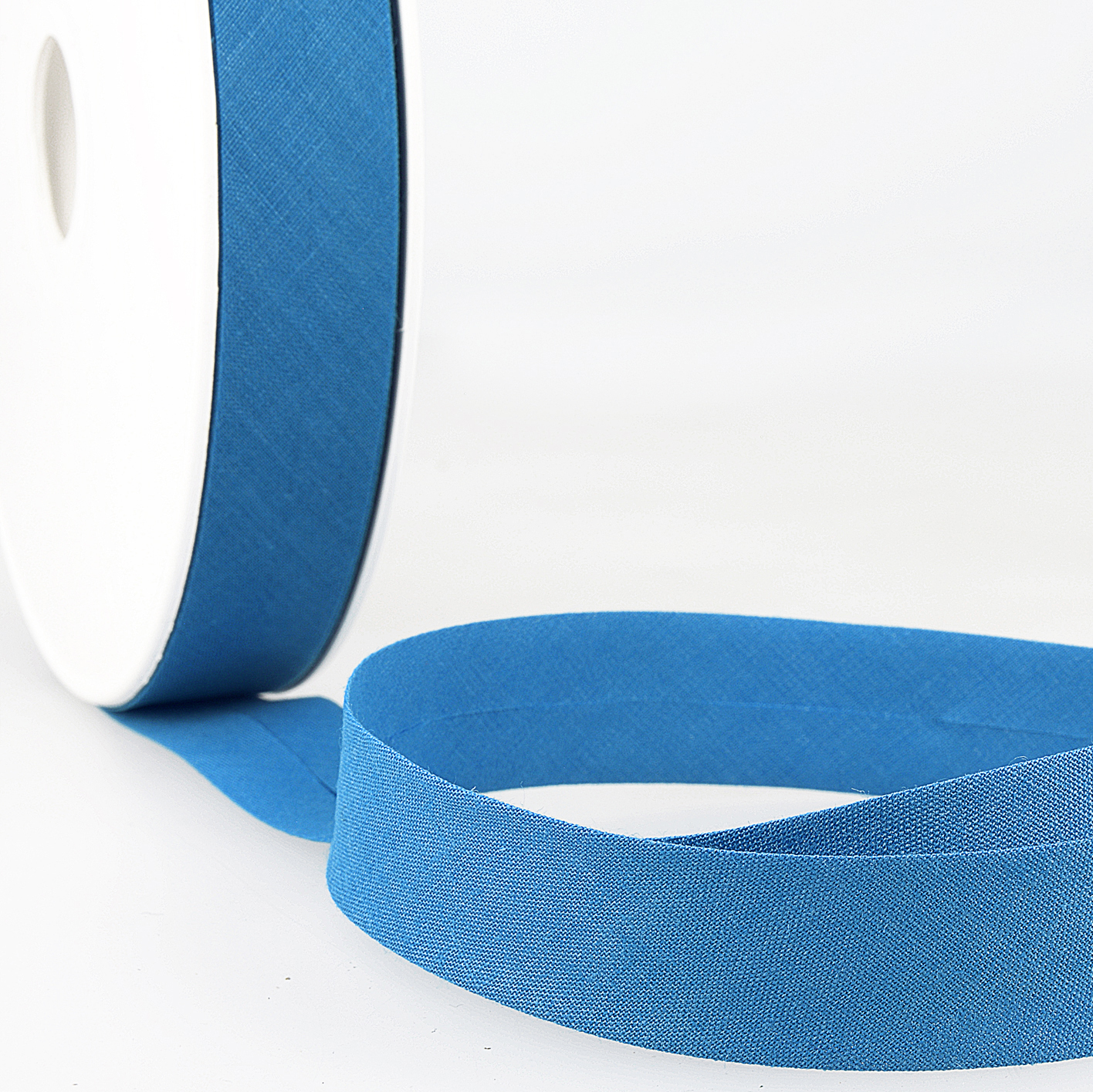 Trim: Bias Binding: Polycotton: 40m x 20mm: China Blue - Stephanoise ...