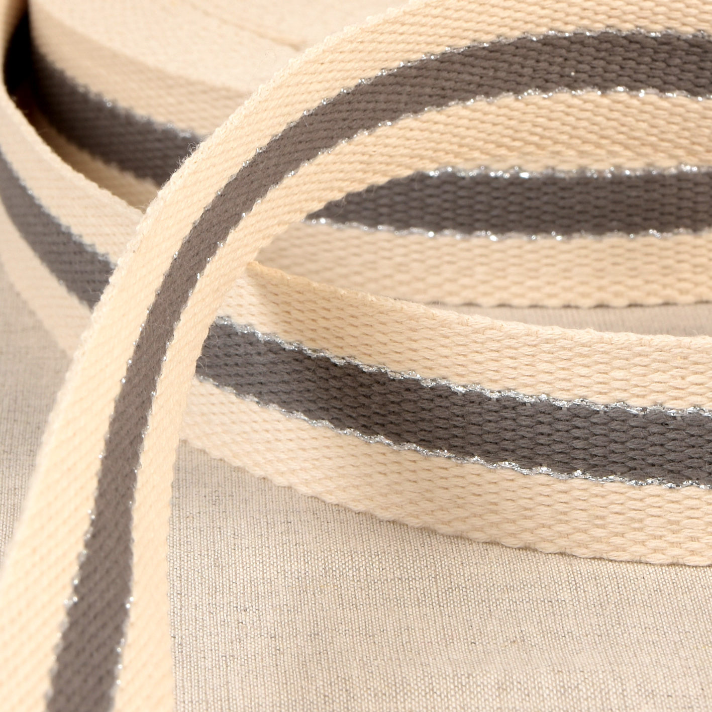 Trim: Webbing: Metallic: Cotton: 20m x 30mm: Grey - Stephanoise ...