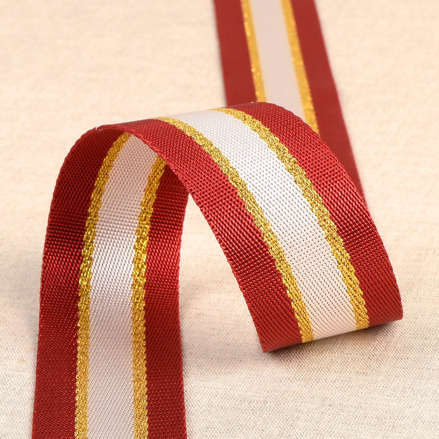 Trim: Webbing: Metallic: Polyester: 20m x 30mm: Red - Stephanoise ...