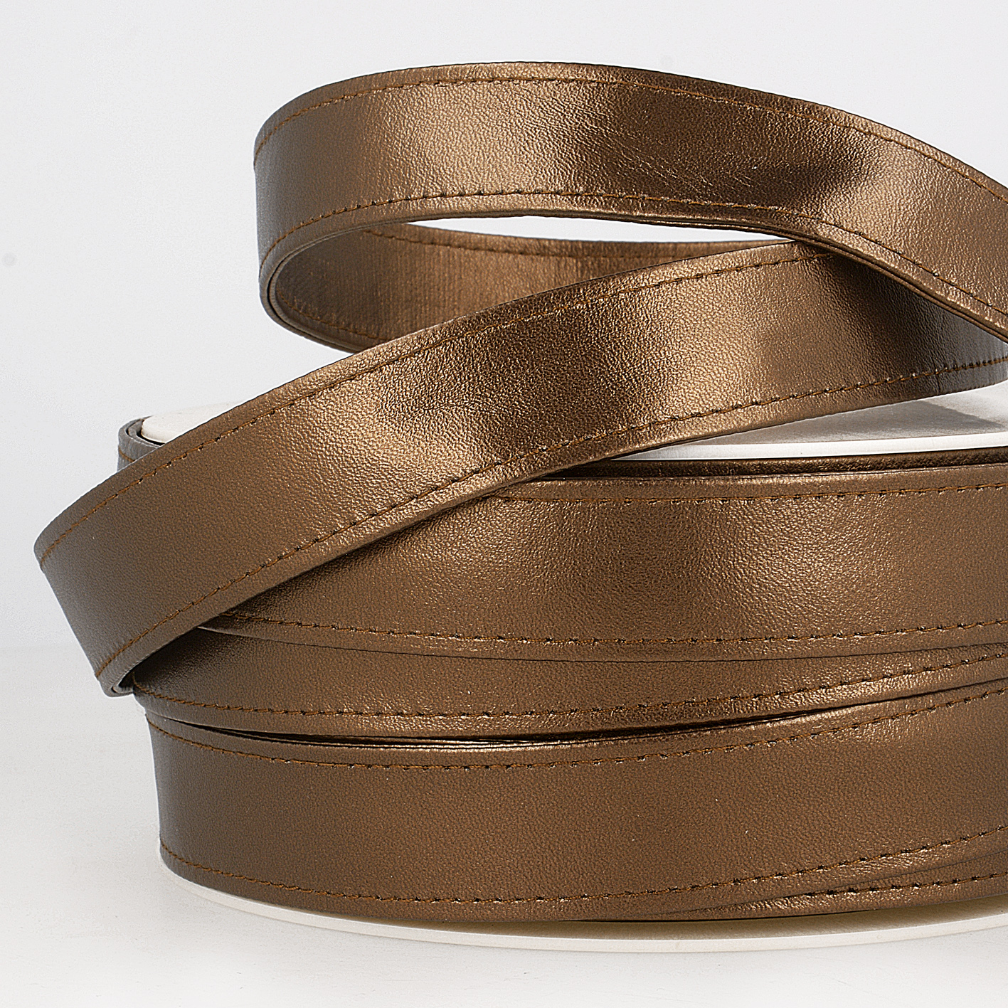 Trim: Webbing: Faux Leather: 10m x 25mm: Rust - Stephanoise - Groves ...