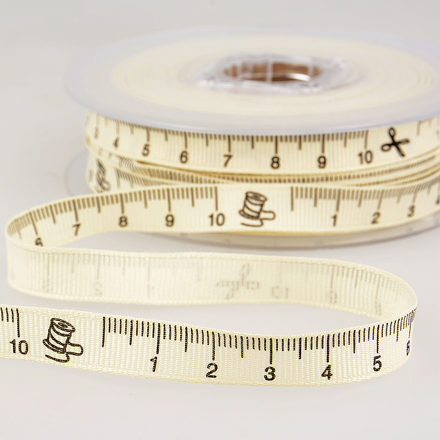 Ribbon: Tape Measure: 25m x 10mm: Ivory - Stephanoise - Groves and Banks