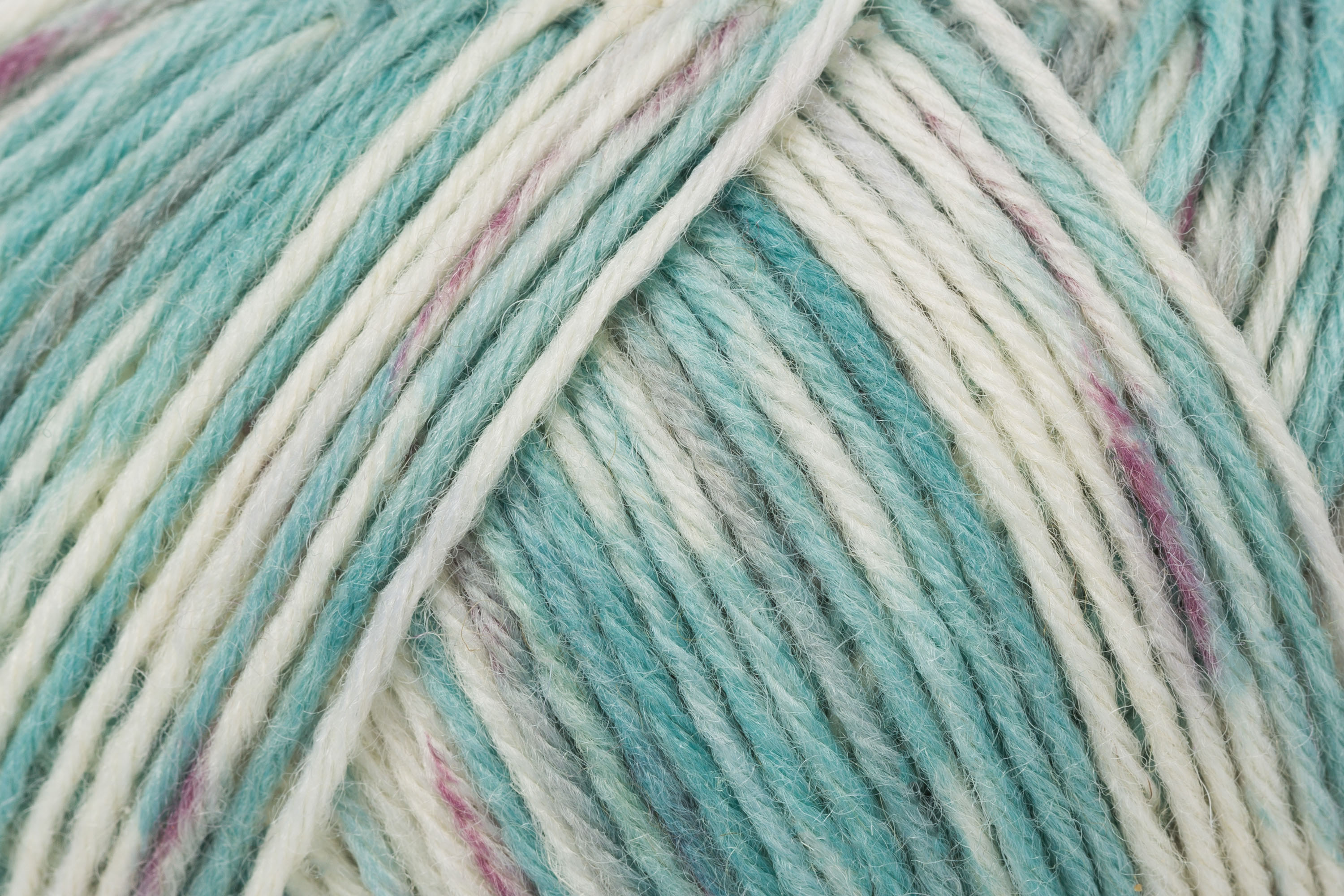 Knitting Yarn: Color: Norway: 6 Ply: 5 x 150g: Voss - Regia - Groves ...