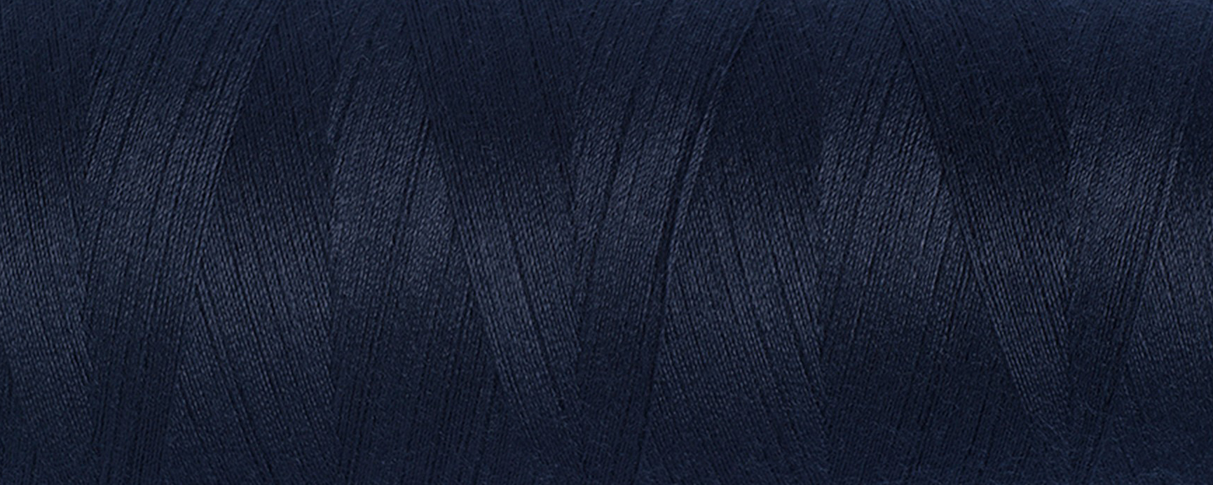 Toldi-Lock Overlocking Thread: 2500m - Gutermann - Groves and Banks