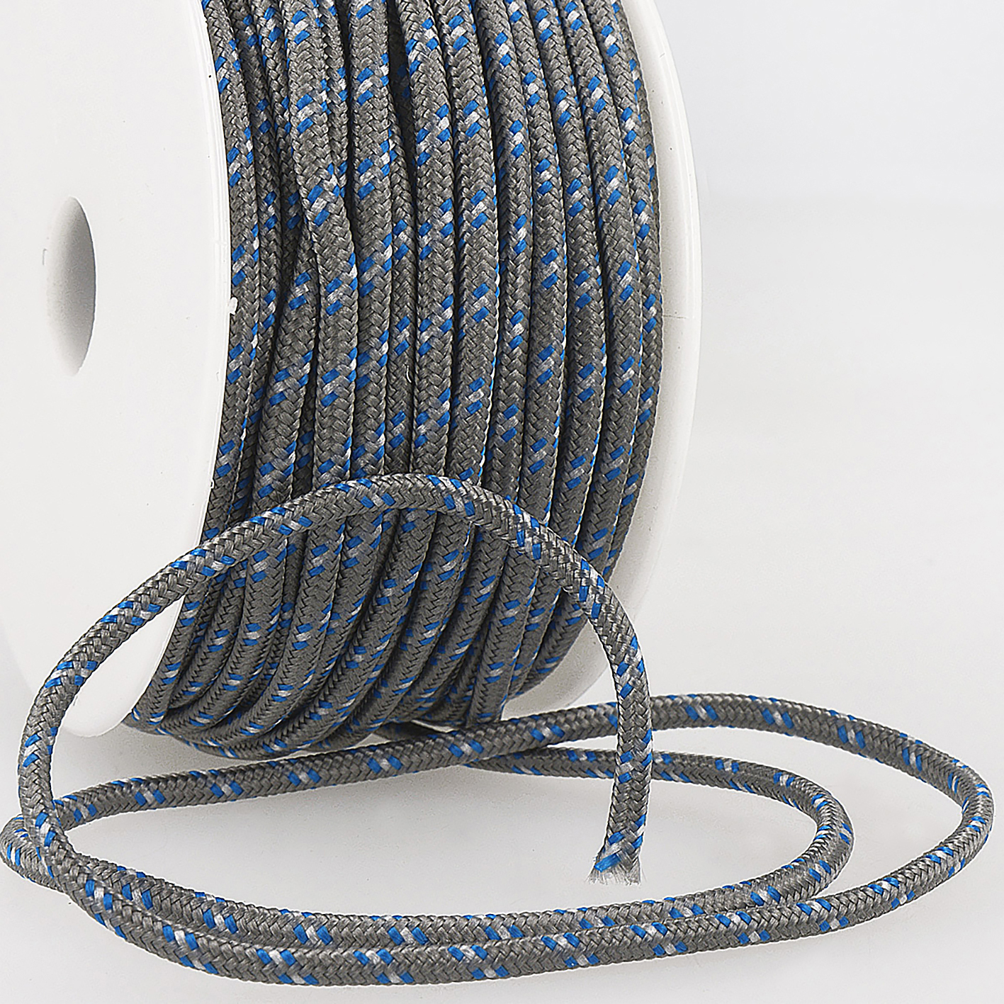 Trim: Cord: Polyester: 30m x 3mm: Multi - Stephanoise - Groves and Banks