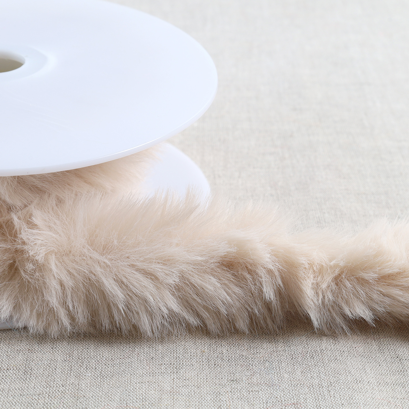 Trim: Piping: Faux Fur: 5m x 50mm: Beige - Stephanoise - Groves and Banks