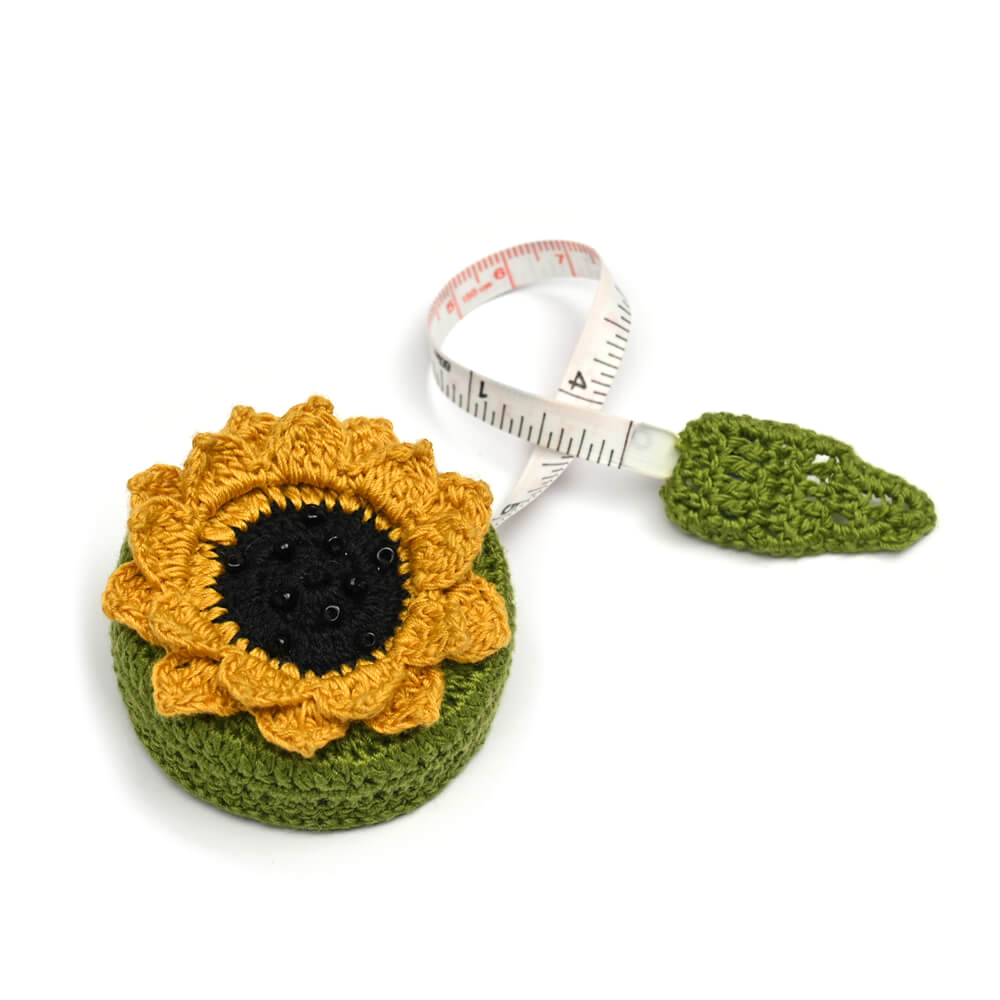 Tape Measure: Happy Flower - Lantern Moon - Groves and Banks