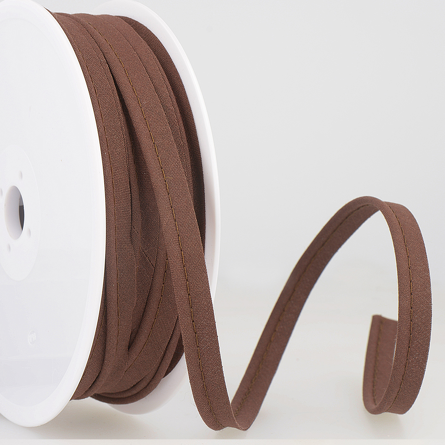 Trim: Piping: Flanged: 25m x 2mm: Brown - Stephanoise - Groves and Banks